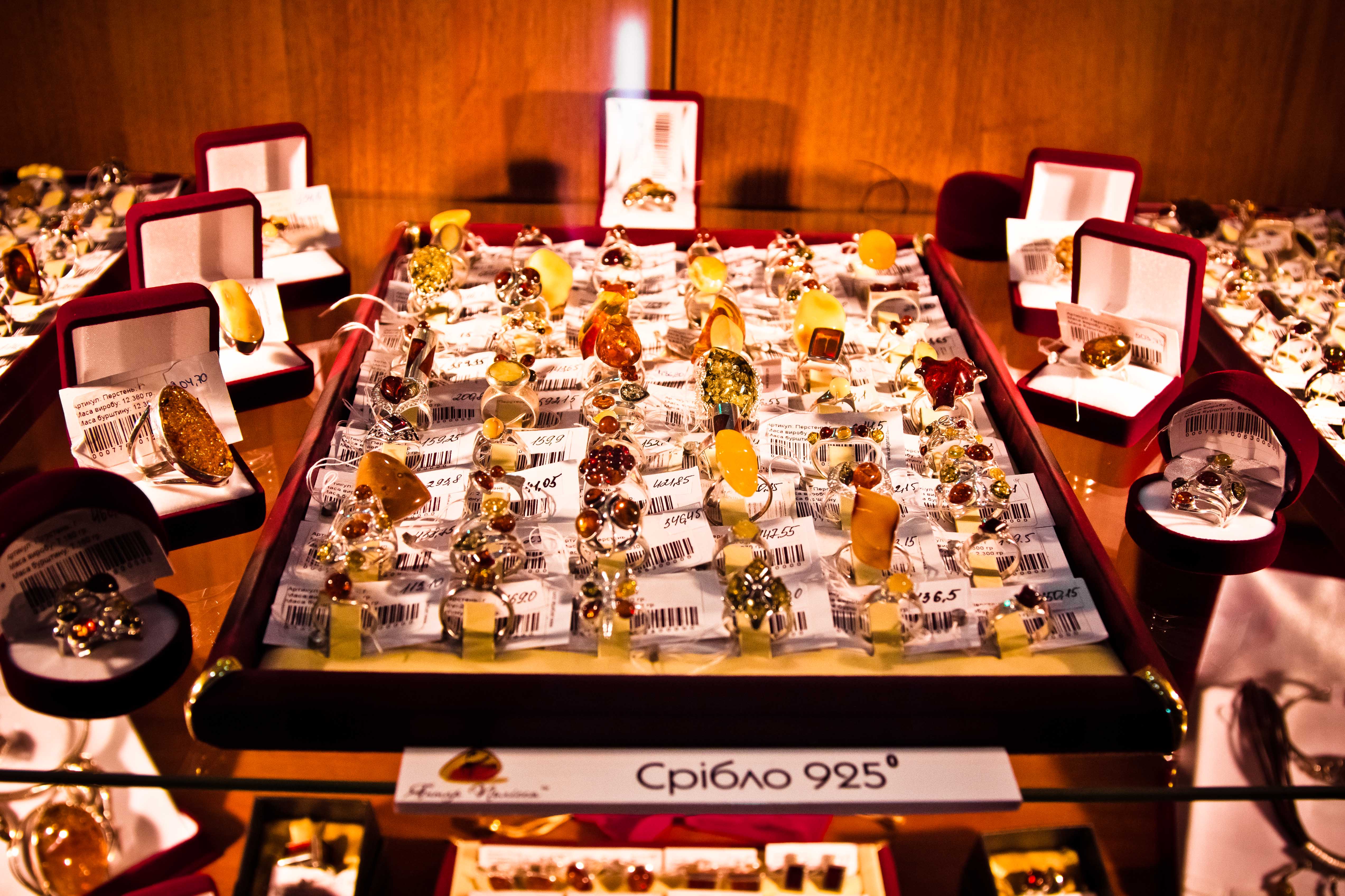 Silver combined with amber | Blog about amber - yantar.ua